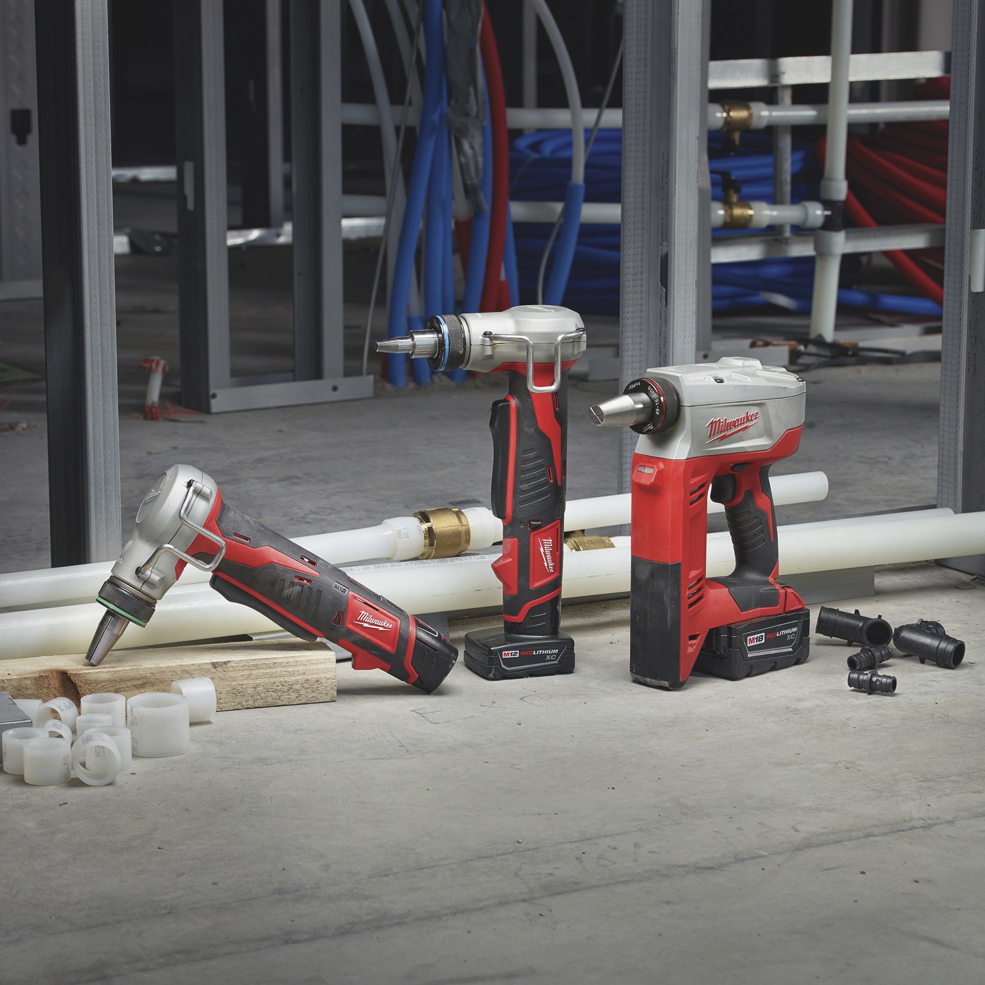 Milwaukee M12 ProPEX Expansion Tool Kit — With 2 Batteries, 12 Volt ...