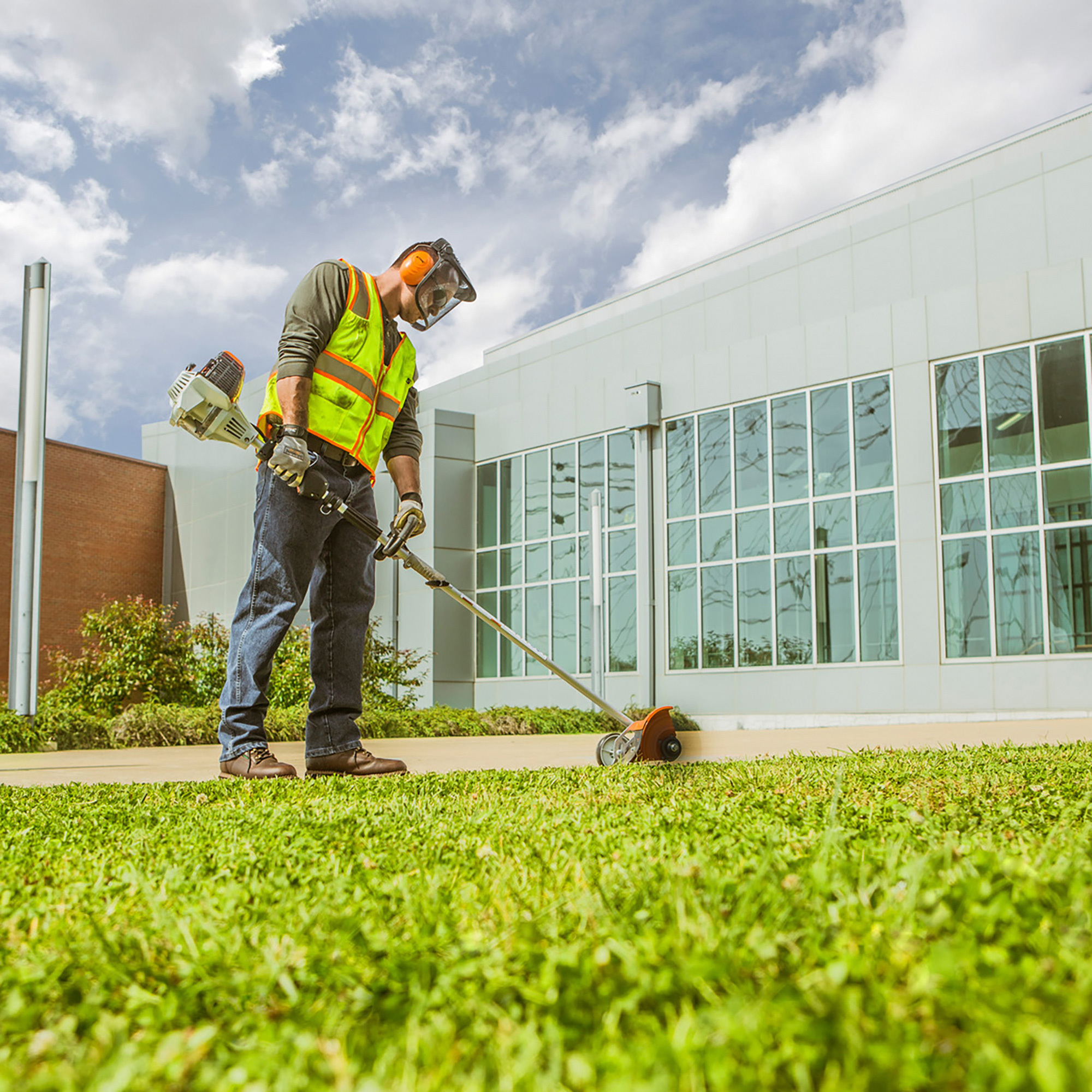 STIHL KombiMotor Gas-Powered Multi-Task Tool, 36.3cc, Model# KM 131 R ...