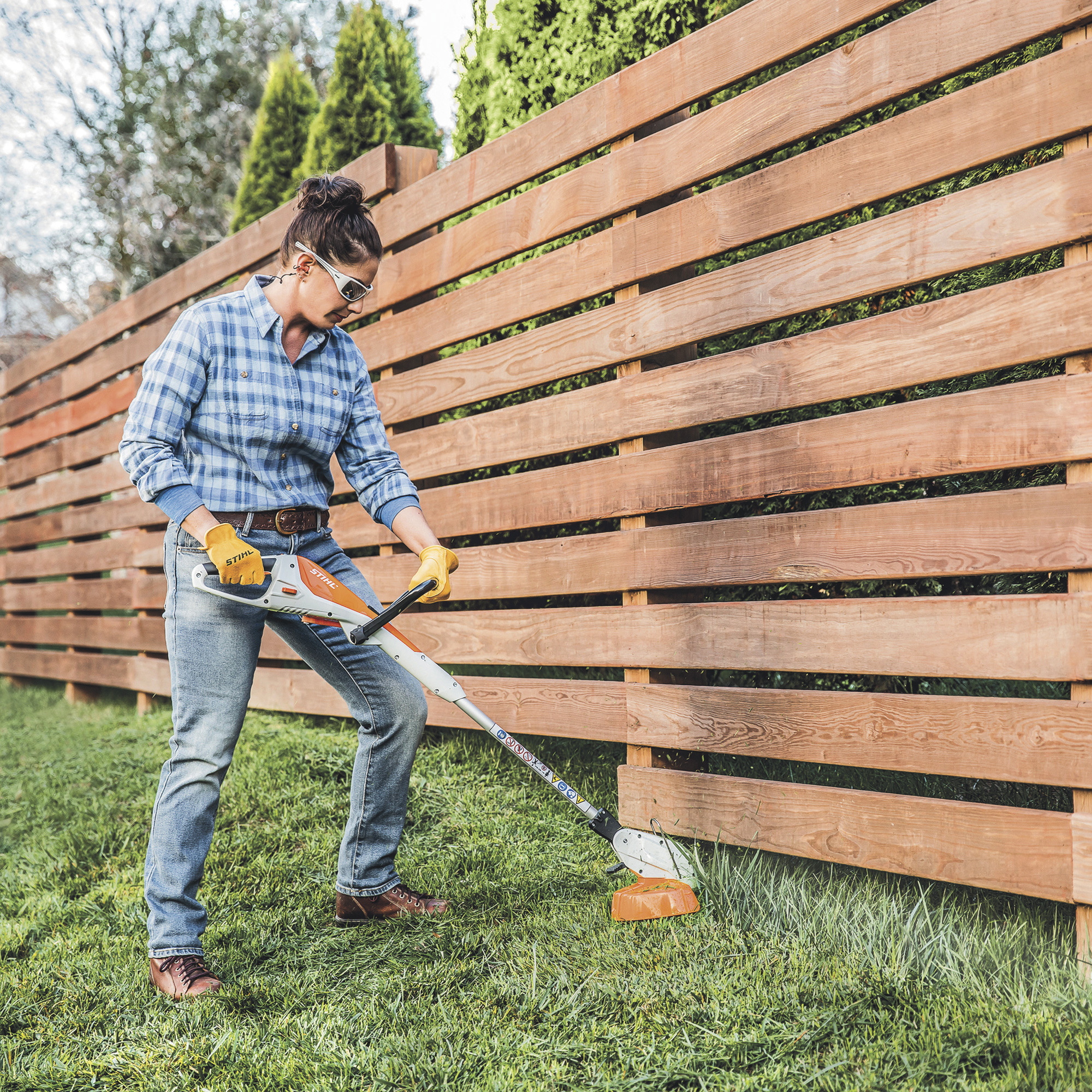 Stihl AI Series Li-Ion Cordless String Trimmer, 9in. Cutting Width ...