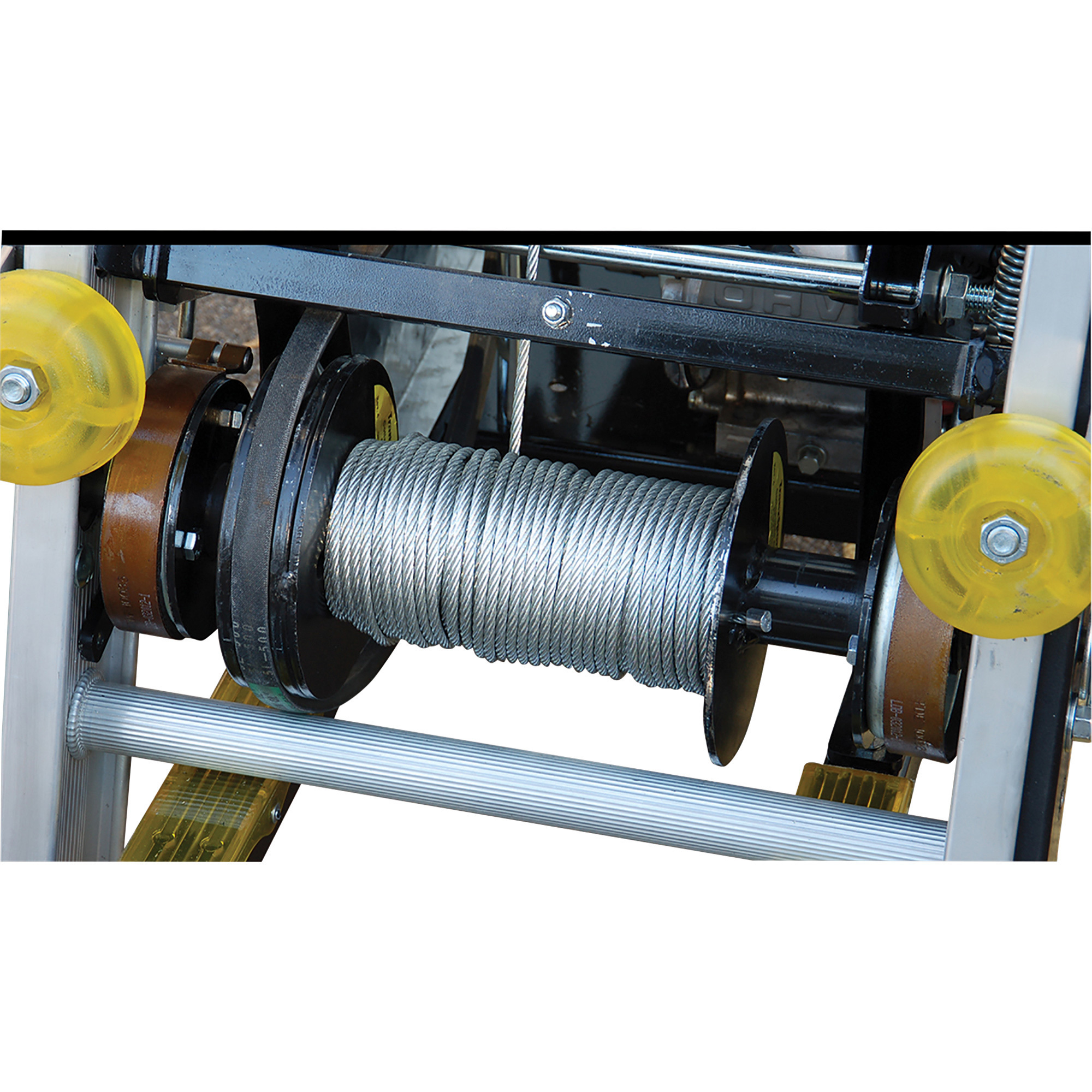 RoofZone Platform Hoist with Honda Engine — 28ft. Lift, 400-Lb ...