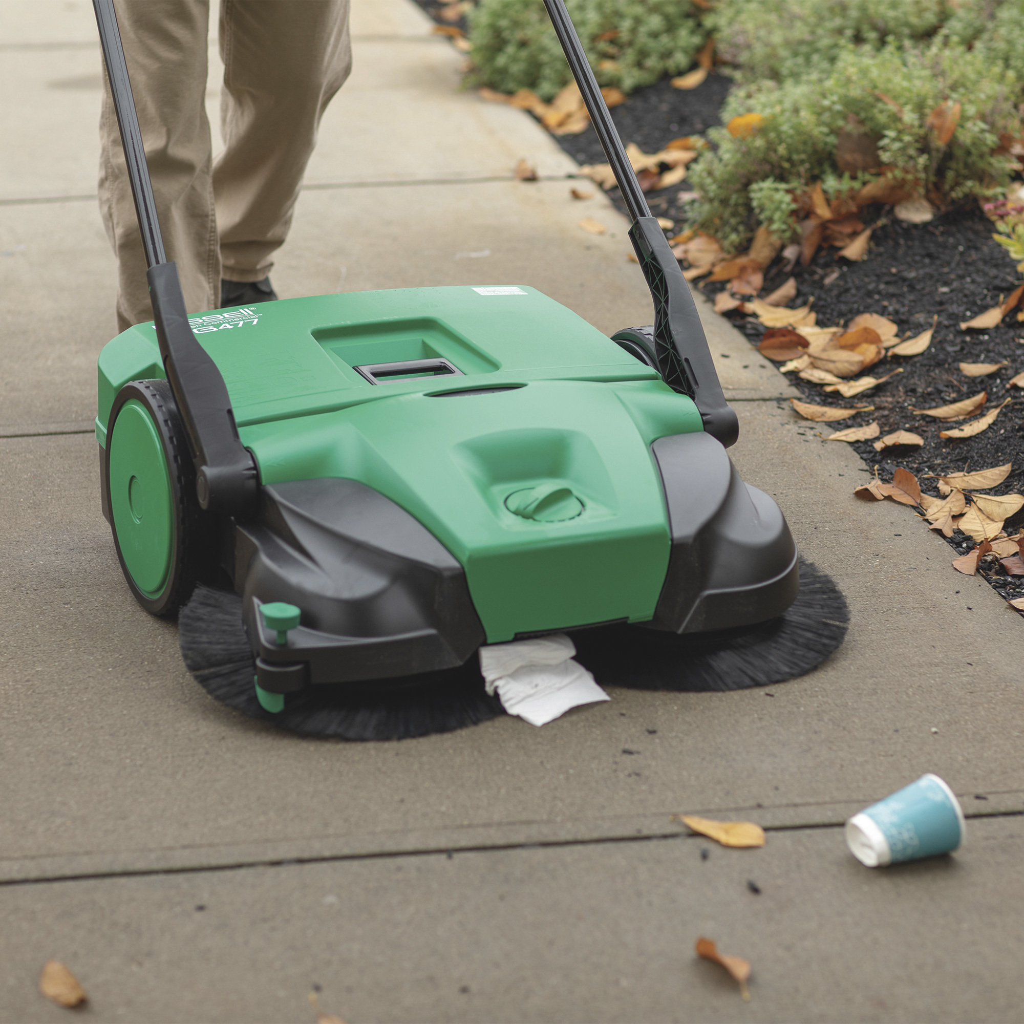 Bissell Big Green Commercial 31in. Deluxe Push Power Sweeper, 13.5 ...