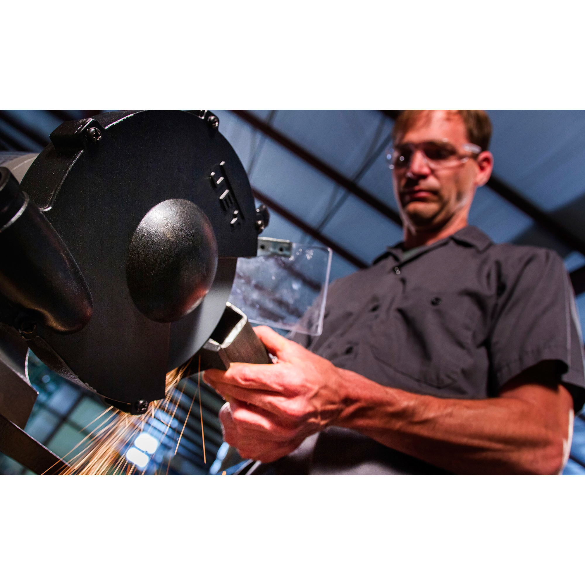 JET Benchtop Shop Grinder with Grinding Wheel and Wire Wheel, 6in. Dia ...