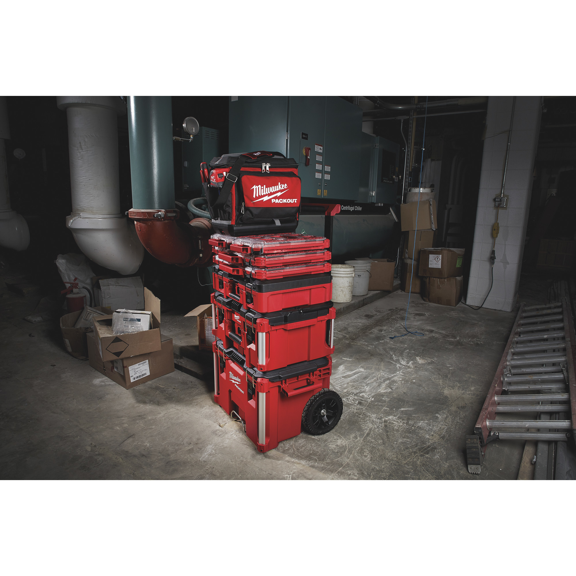 Milwaukee PACKOUT Cooler, 15-3/4in.L x 15-3/4in.W x 11-13/16in.H, Model ...