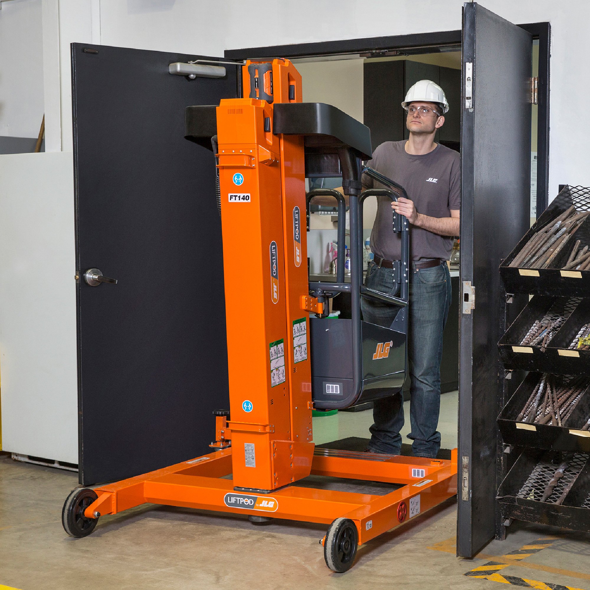 JLG LiftPod 14ft. Personal Lift — 330-Lb. Capacity, Model# FT140 ...