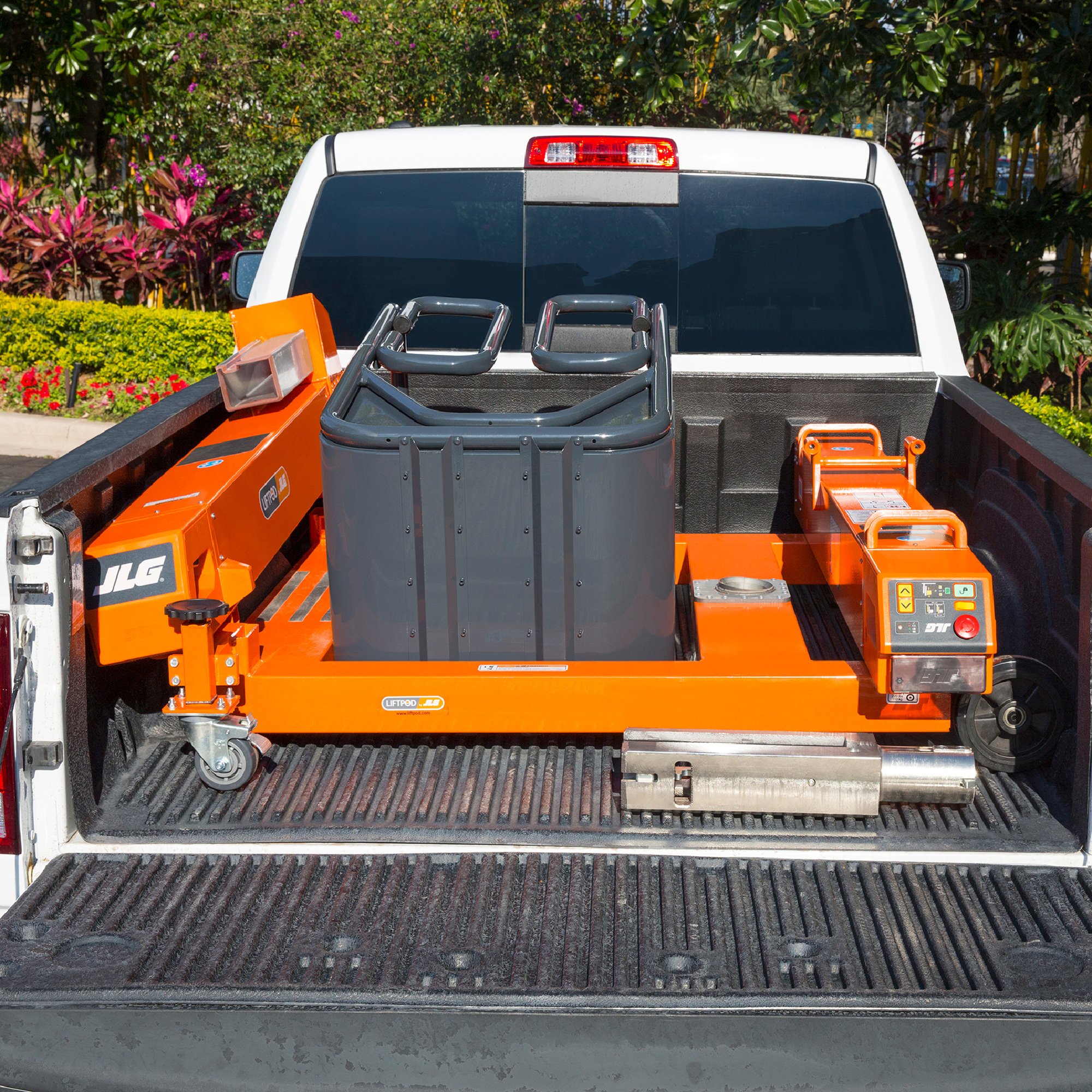 JLG LiftPod 14ft. Personal Lift — 330-Lb. Capacity, Model# FT140 ...