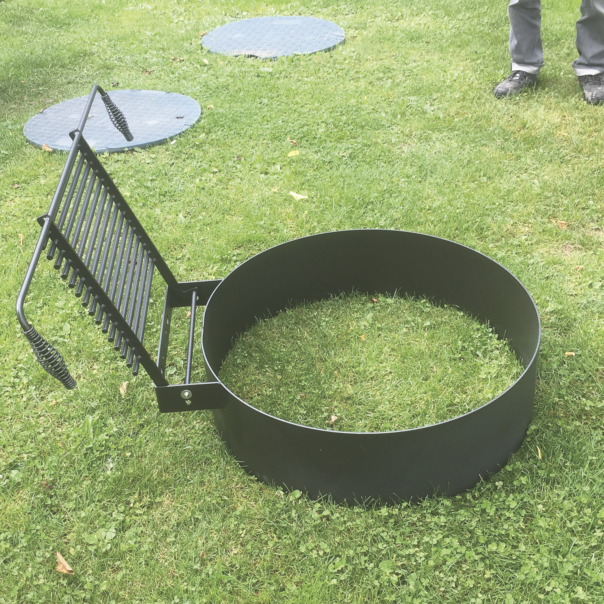 Paris Site Furnishings Heavy-Duty Fire Ring with Flip Grill, Flat Black ...