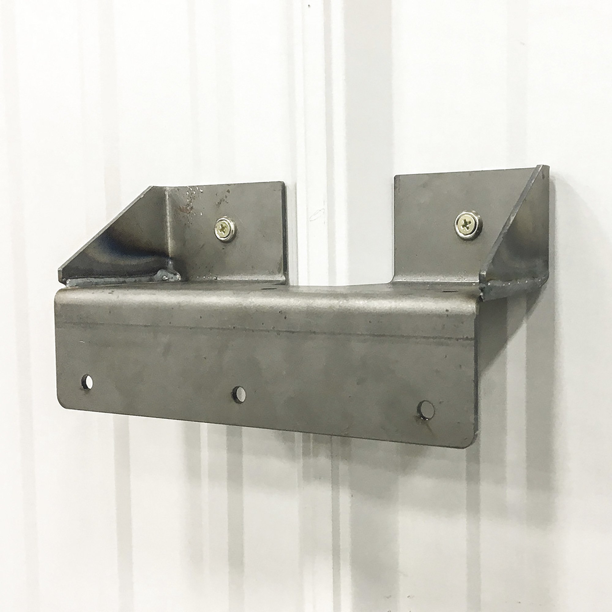 KM Heavy-Duty Corrugated Shop Wall Brackets — 24-Pack, Model# 9519 ...