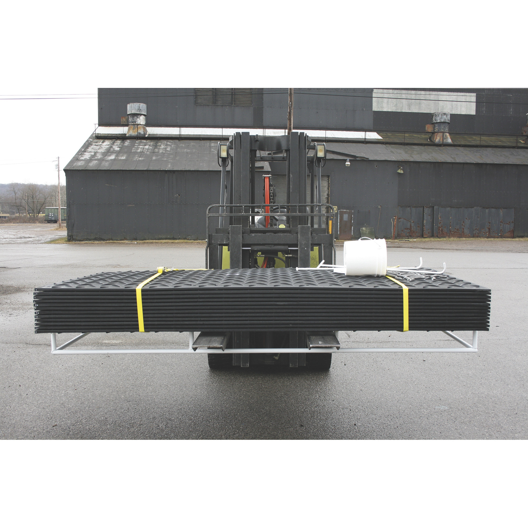 Checkers VersaMat Ground Protection Mat Pak — 12-Pc. Set, Black, 8ft.L ...