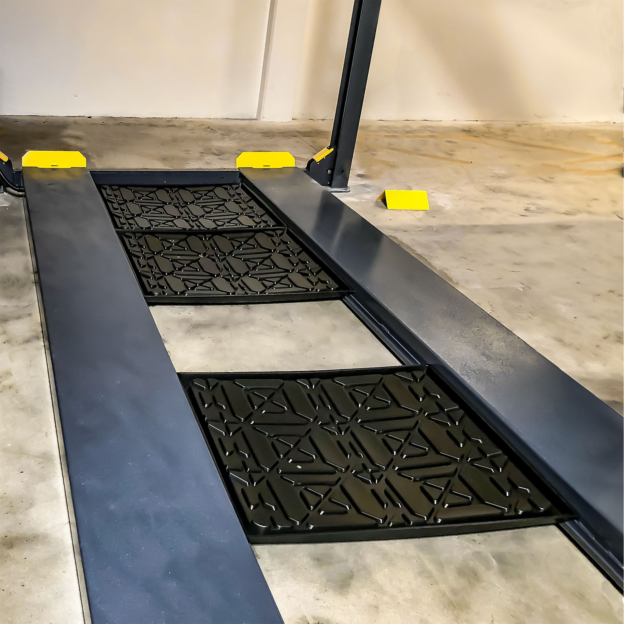 BendPak Plastic Oil Drip Trays, Fits Bendpak HD-7 and HD-9 Series Car ...