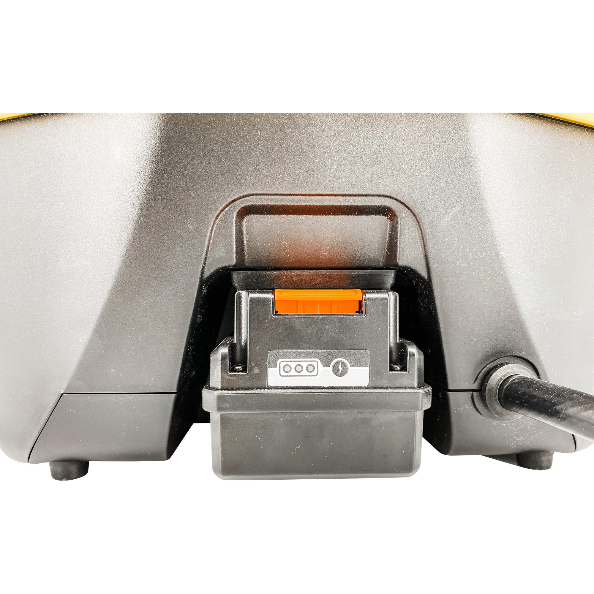 Hudson Pro NeverPump Lithium-Ion Bak-Pak Sprayer, 4-Gallon Capacity ...